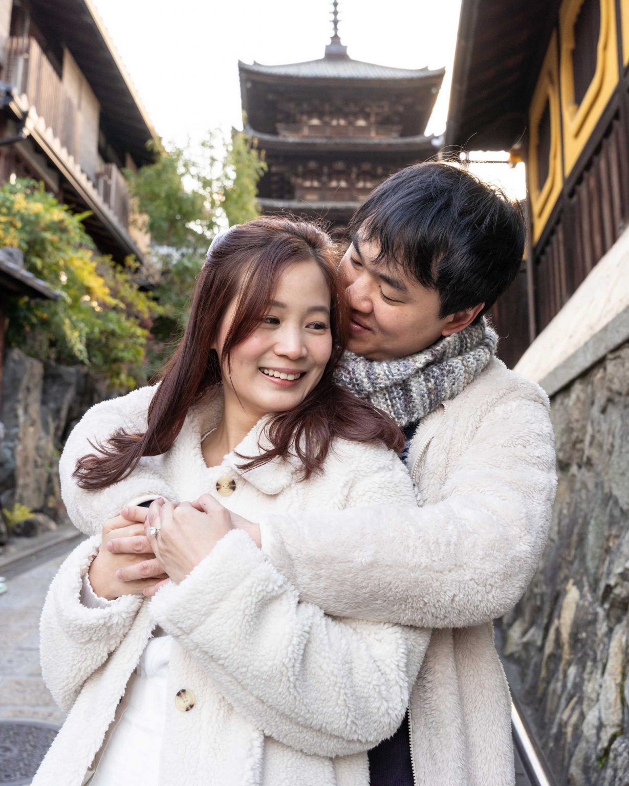 15 Engagement Photo Poses Ideas To Know Before Your Proposal