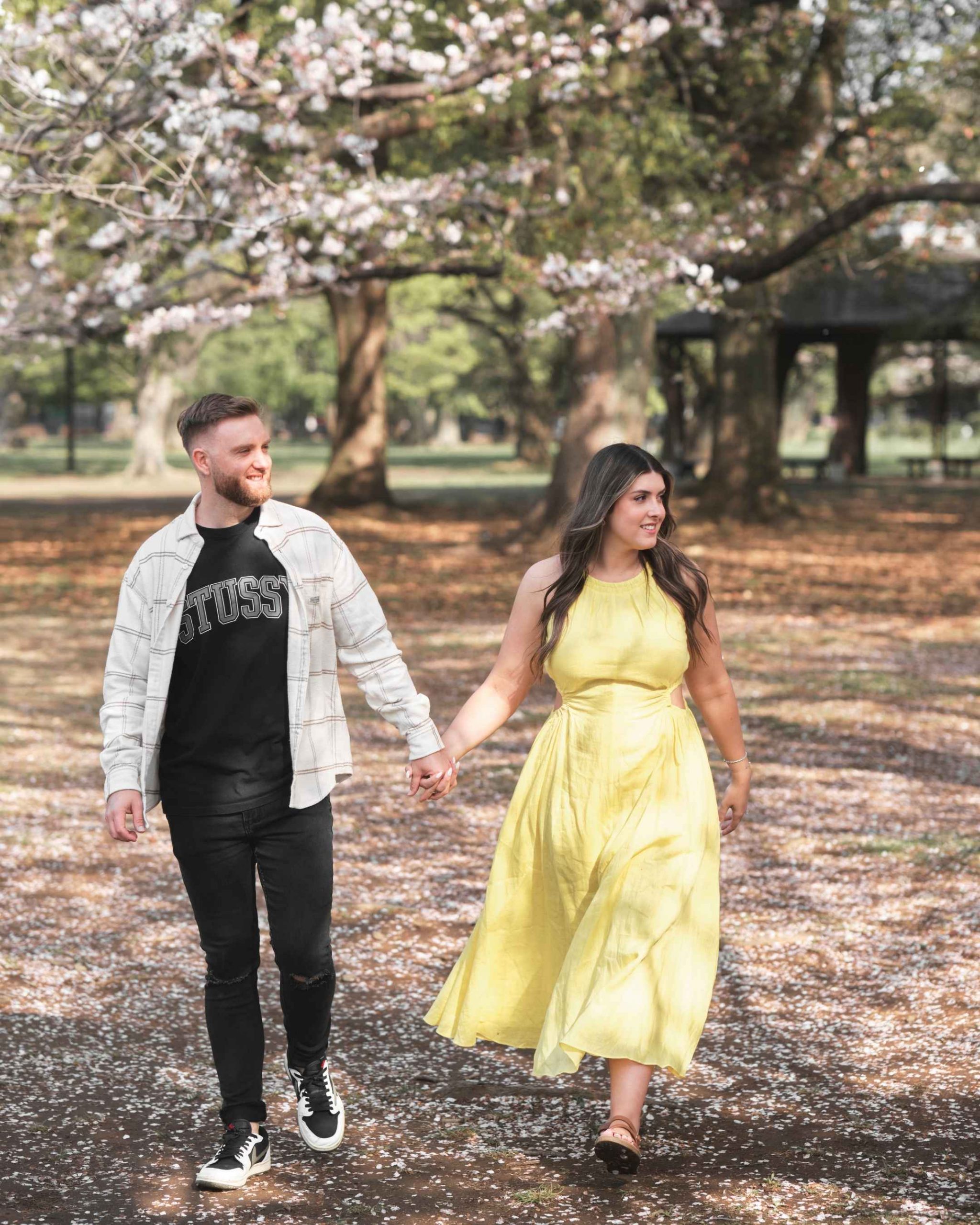 15 Engagement Photo Poses Ideas To Know Before Your Proposal